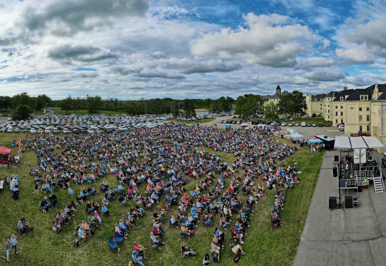 A Center For The Arts | Fergus Falls, MN
